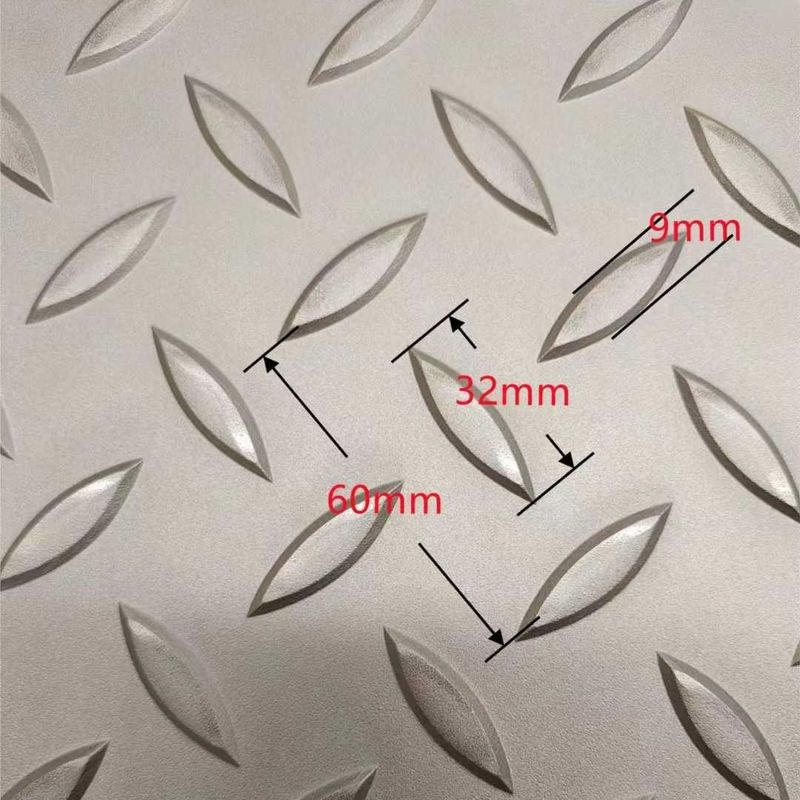 SS316 3mm Thick Chequered Plate Hot Rolled Formed Tread No.1 / Mill Finish