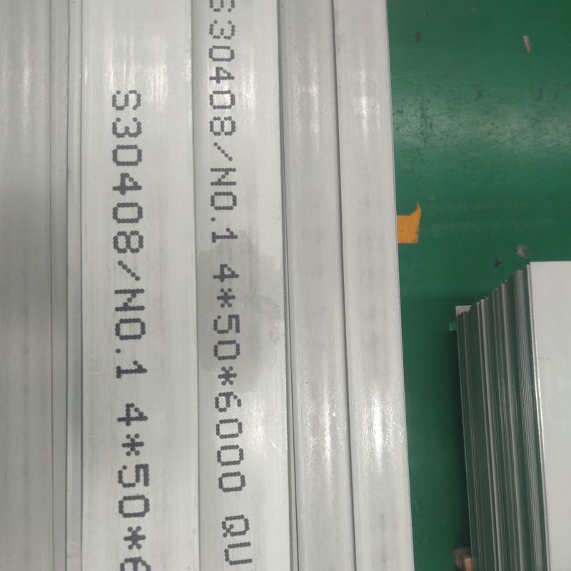 Hot Rolled SS 304 Flat Bar 304 Stainless Steel Flat Bar 4*50*6000mm