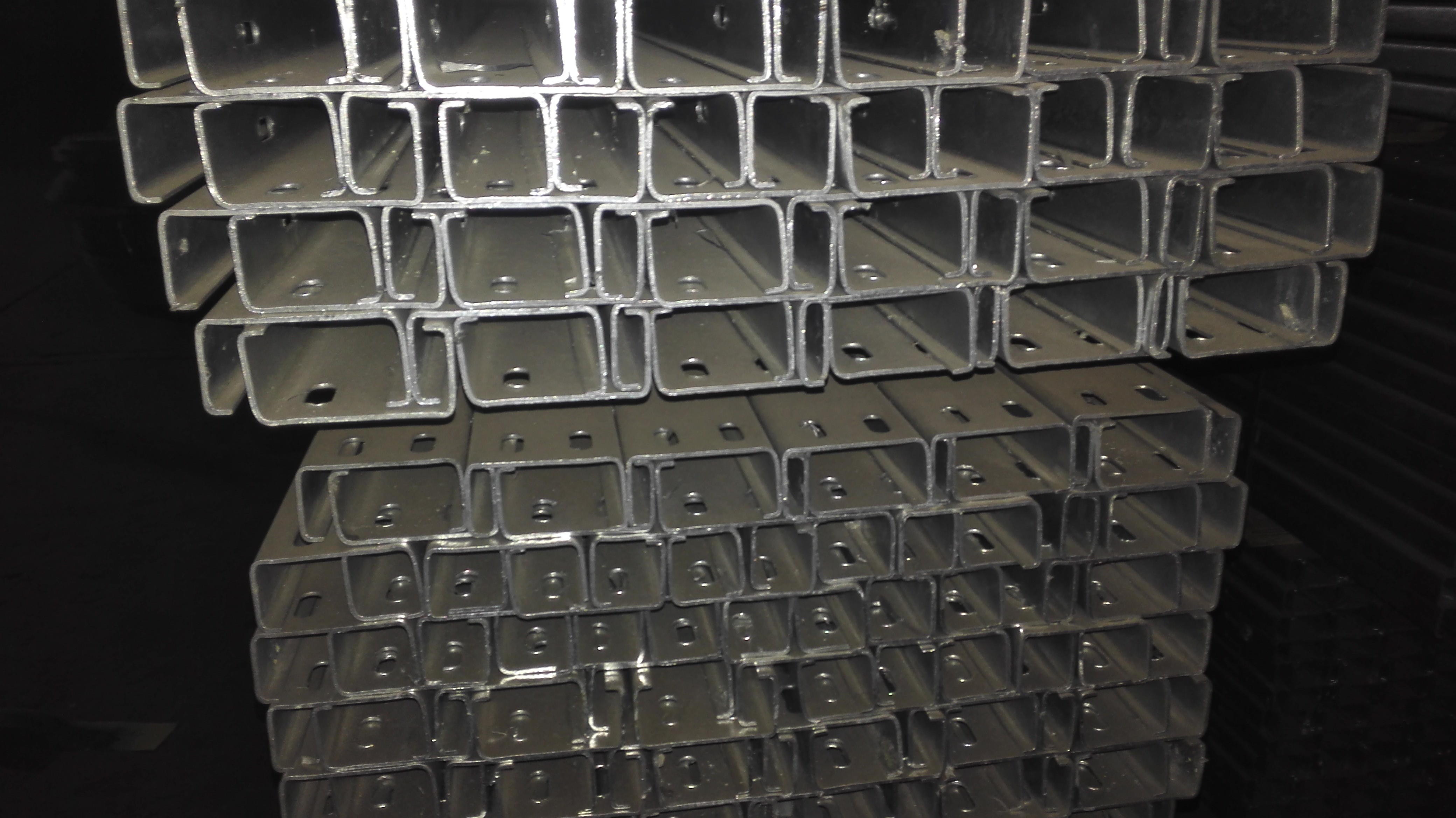 Hot Rolled Stainless Steel Welded Pipe , Rectangular Square Din 2444 ...