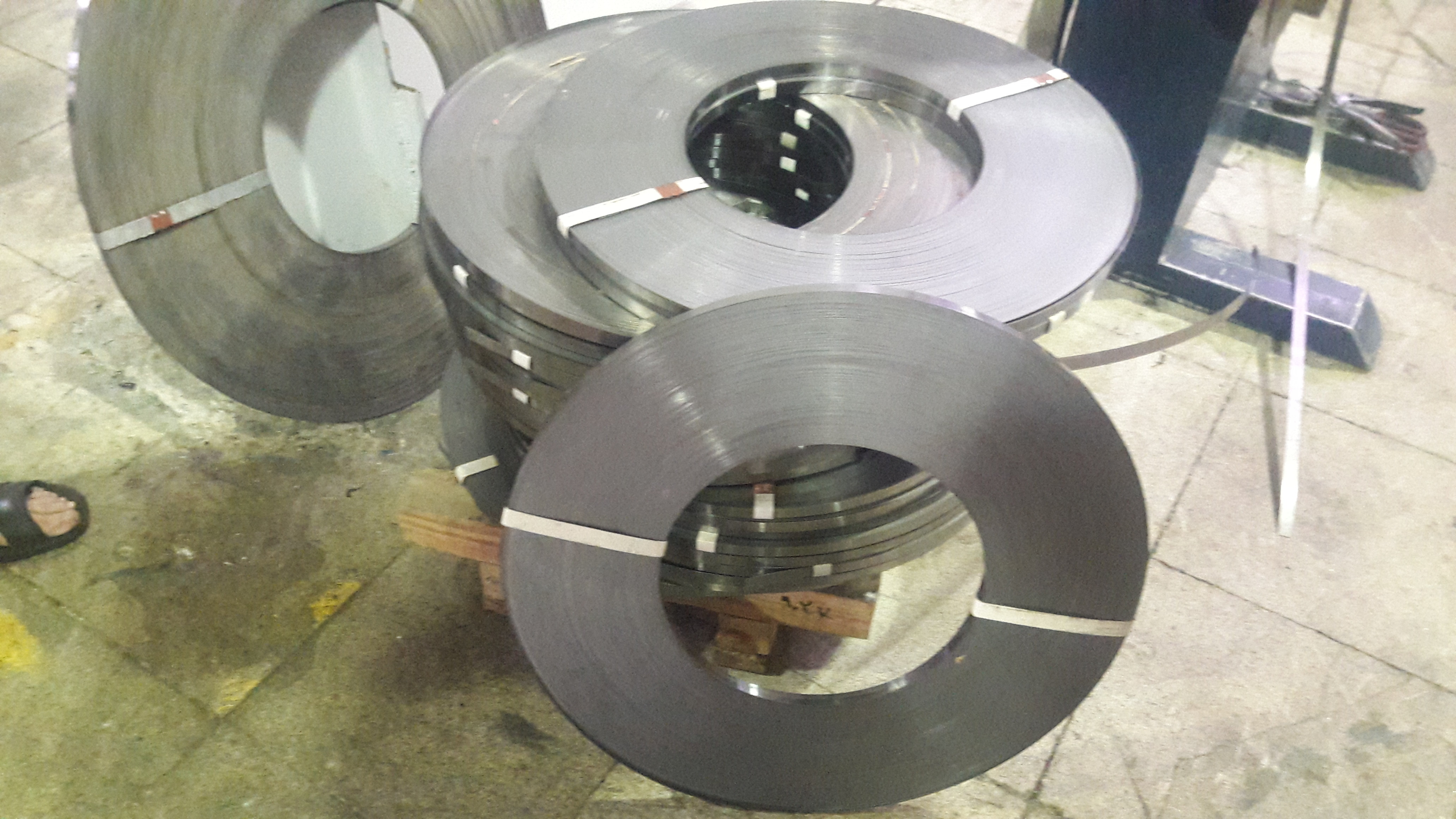 Slit Edge 2B BA Surface 304 201 316L Stainless Steel Strip Coil 0.1mm ...