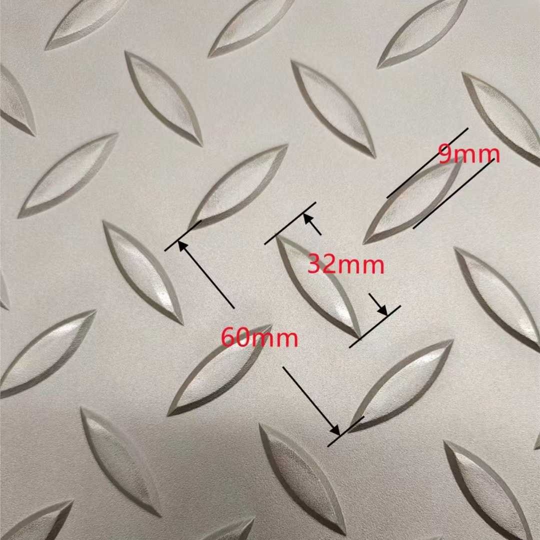 SS316 3mm Thick Chequered Plate Hot Rolled Formed Tread No.1 / Mill Finish