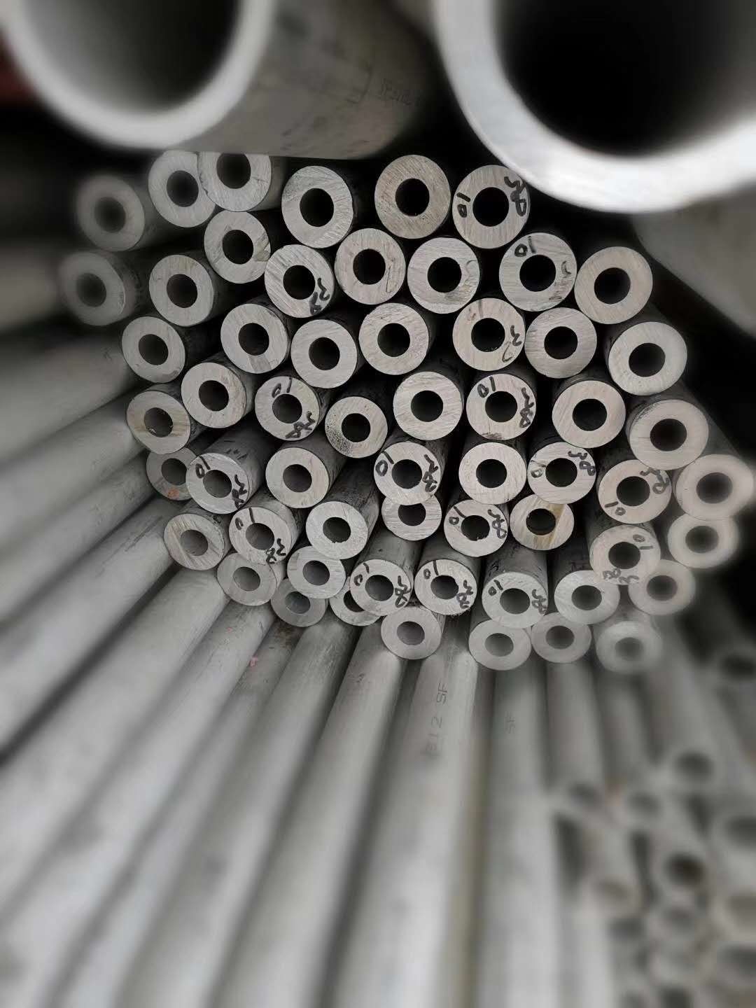 Seamless Stainless Steel 304 Pipe Seamless Stainless Pipe ASTM A312 SCH.40