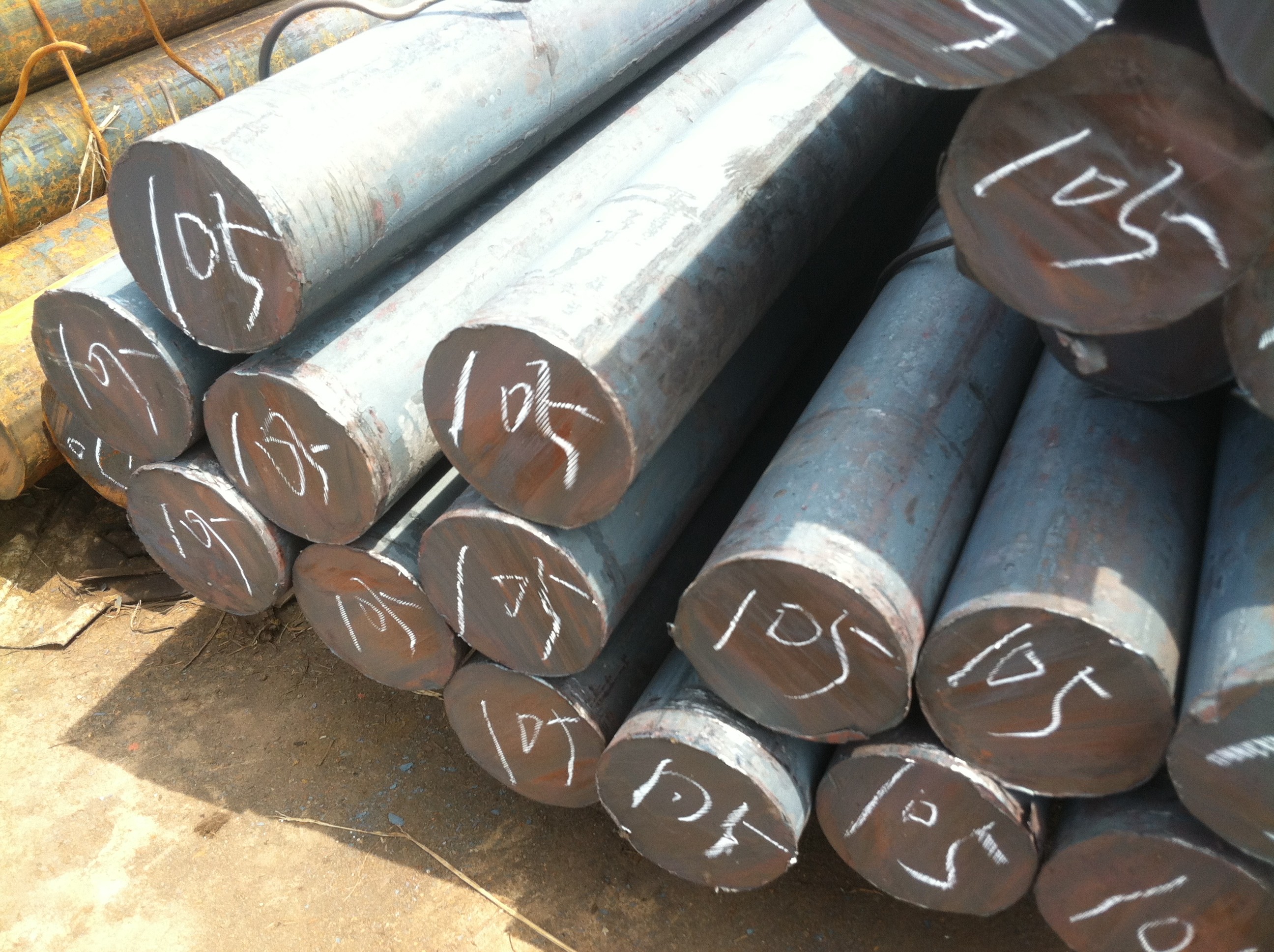 Hot rolled / cold rolled round steel bar grade 1045 carbon steel rods